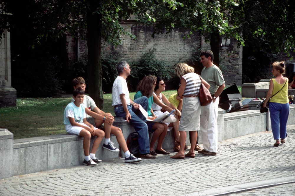 How Seating Shapes Welcoming Cities