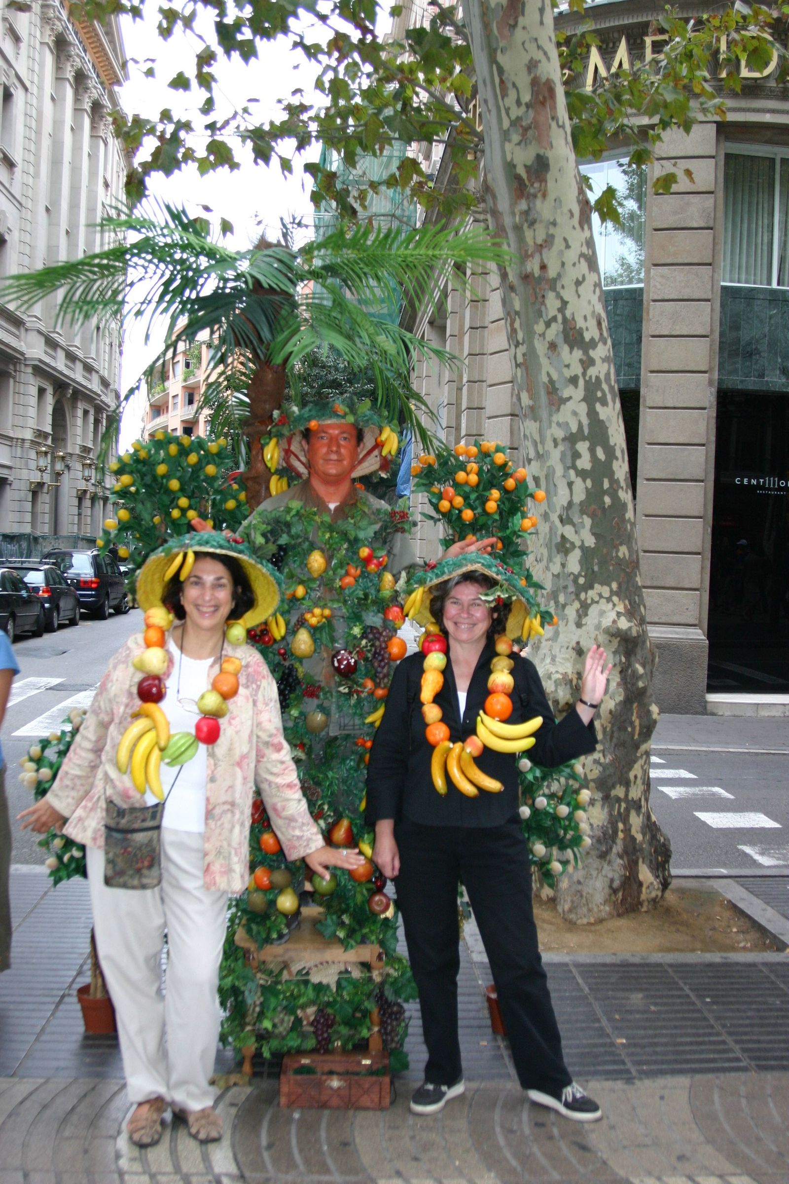 La Rambla: Barcelona's Promenade-to-the-Sea is One of the World's Great ...