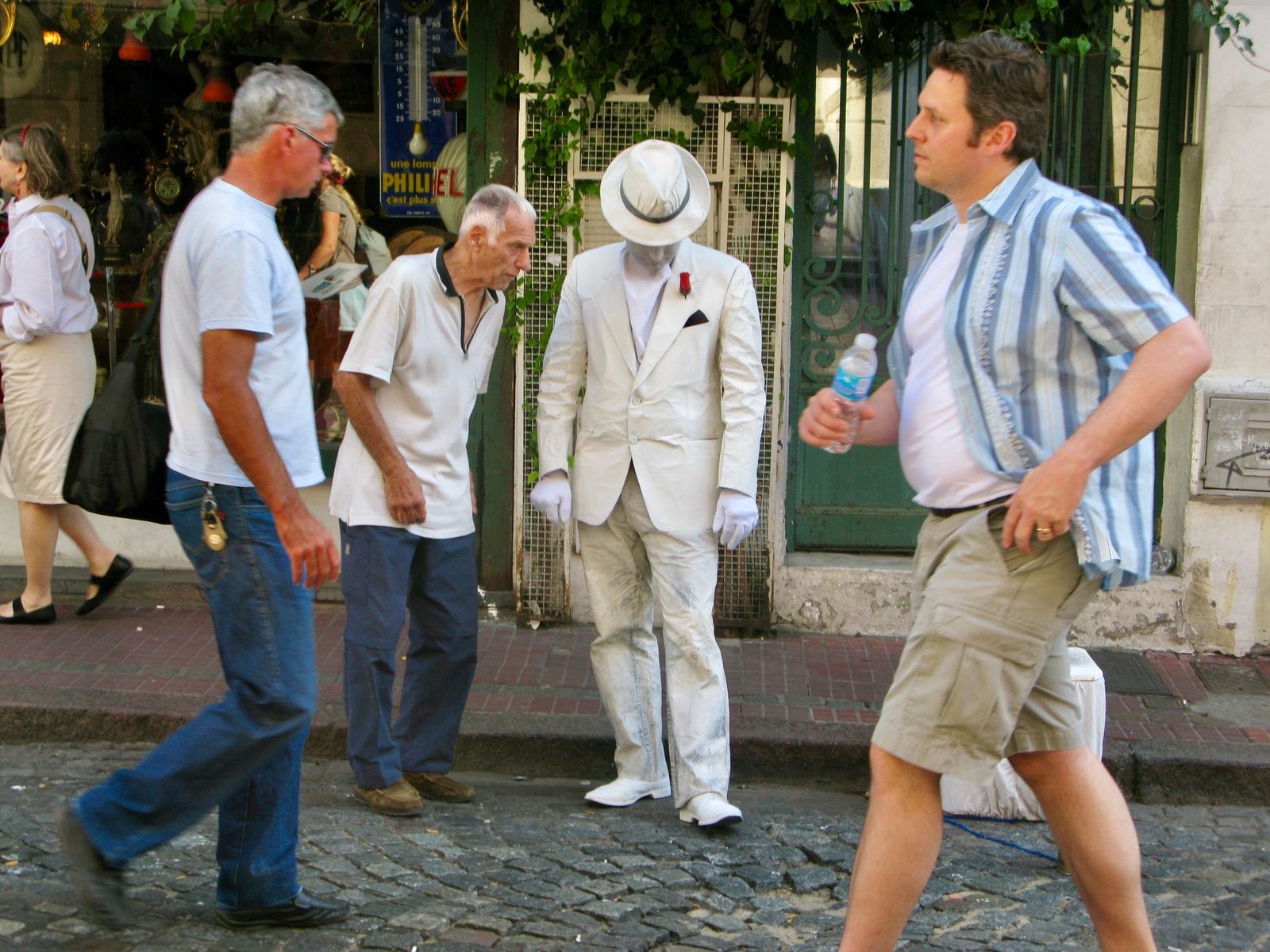 Men Hanging Out - Public Spaces Where Men Thrive