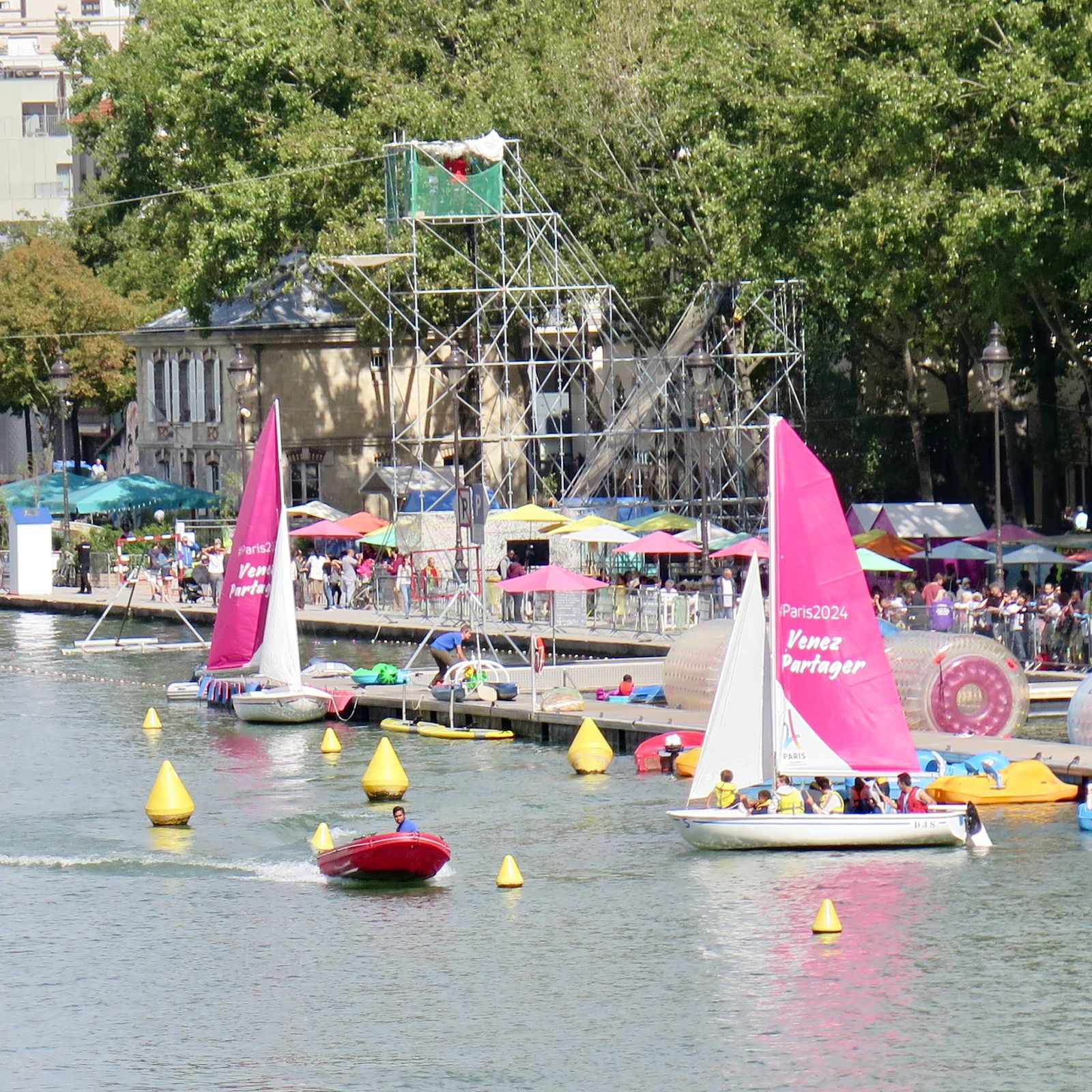 Paris - Bassin de la Villette: The Best Waterfront Yet?