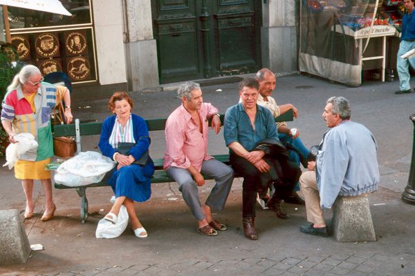How Seating Shapes Welcoming Cities
